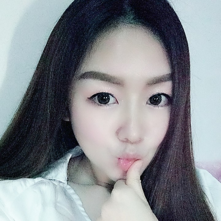 云云小仙女云云小仙女真实图片 伤感说说吧
